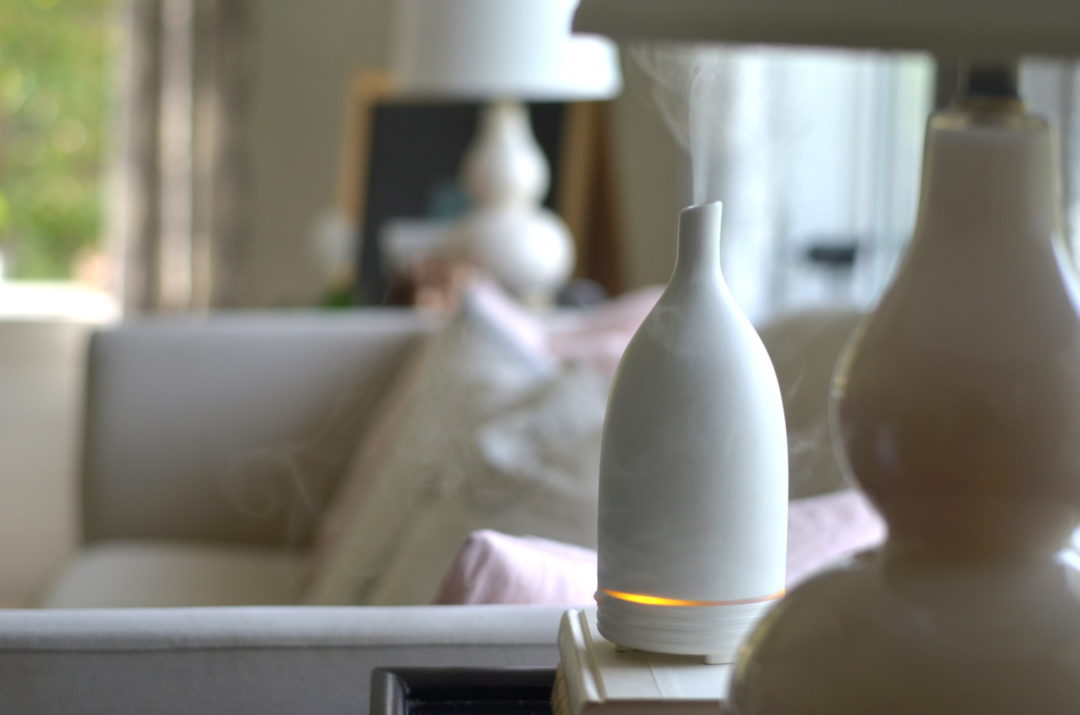 How to Use an Essential Oil Diffuser - 5 Easy Tips & Tricks